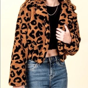 Best 25+ Deals for Leopard Print Cropped Jacket | Poshmark